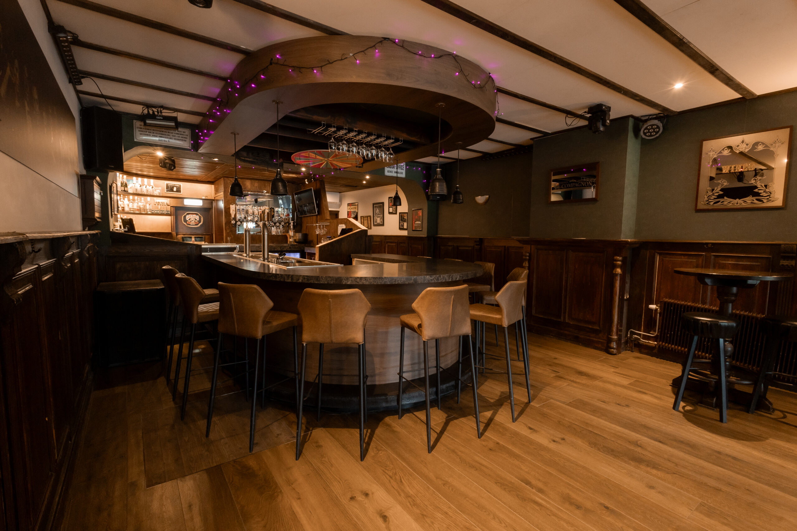 Café De Compagnon - De Baron Pub & Grill